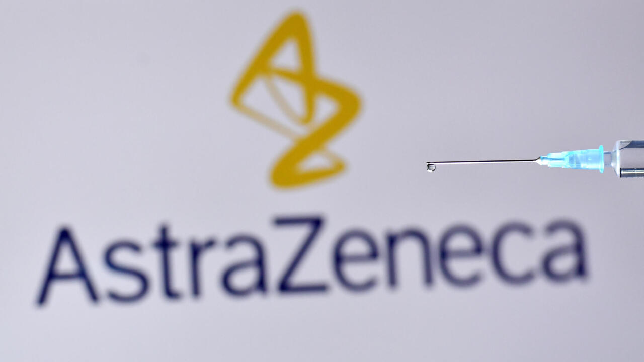 Laboratório AstraZeneca dobrou seus lucros durante a pandemia