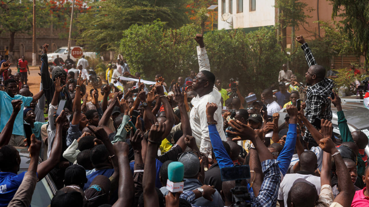 Mali: Cheick Oumar Doumbia, figure du mouvement pro-démocratie, agressé ...