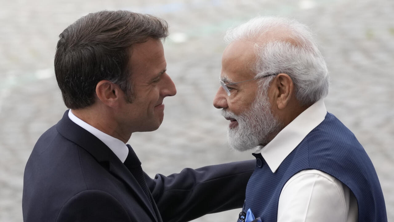 Emmanuel Macron guest of honor in India, a visit with multiple challenges