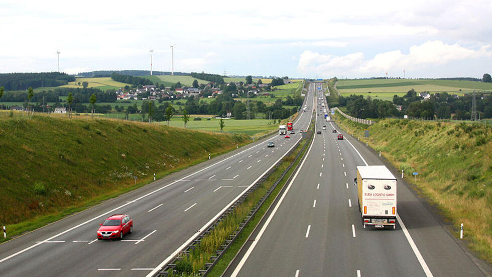 Faut-il continuer à construire des autoroutes en Europe? - Accents d'Europe