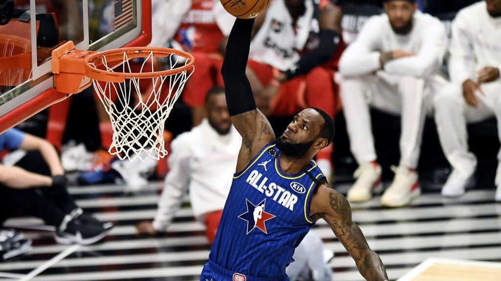 LeBron James' All-Star streak over as starters named