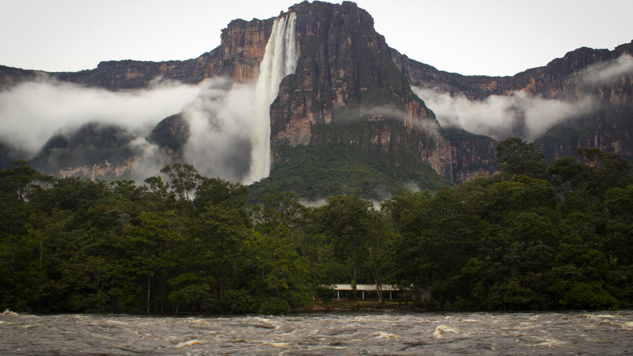 Tourism in Venezuela loses out to oil economy