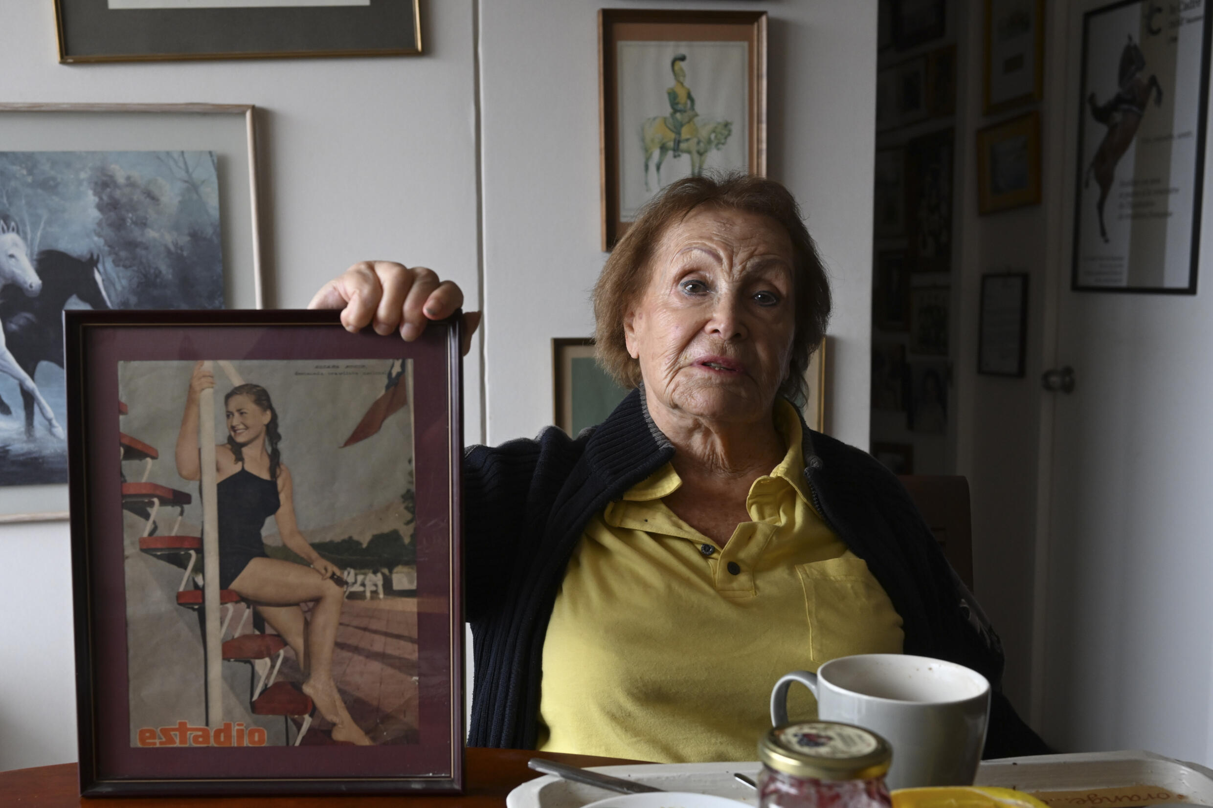 Eliana Busch, la nadadora chilena de 89 años con sed de gloria