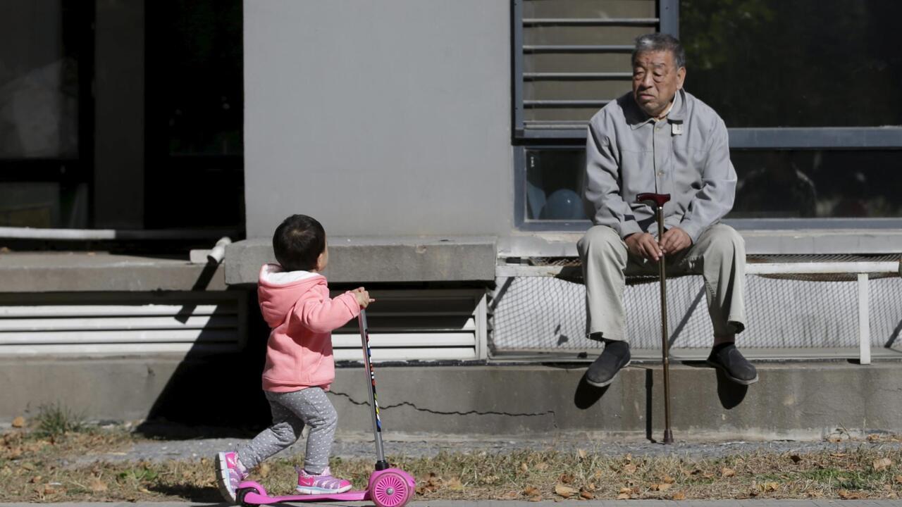 Marjolaine Grappe, journaliste et Isabelle Defourny, directrice des ...