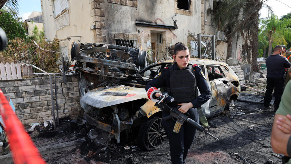 Le Hezbollah dit frapper Israël avec des missiles à longue portée, l ...