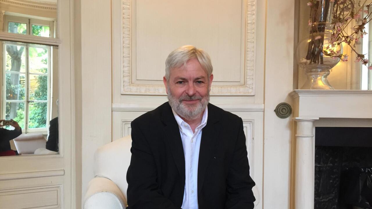 Following the thread of British politics in Jonathan Coe's new book ...