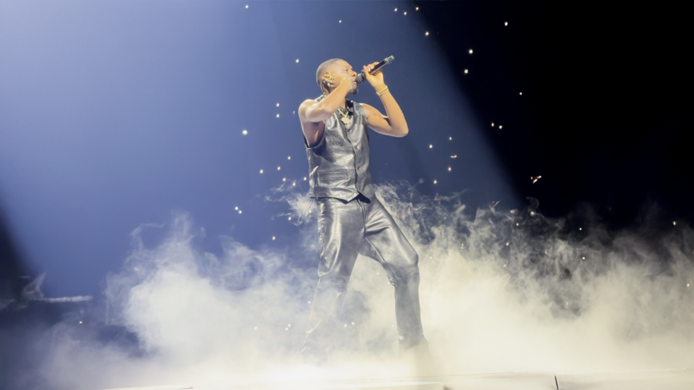 Ecoutez Tiakola à l'Accor Arena de Paris sur RFI - RFI Concerts