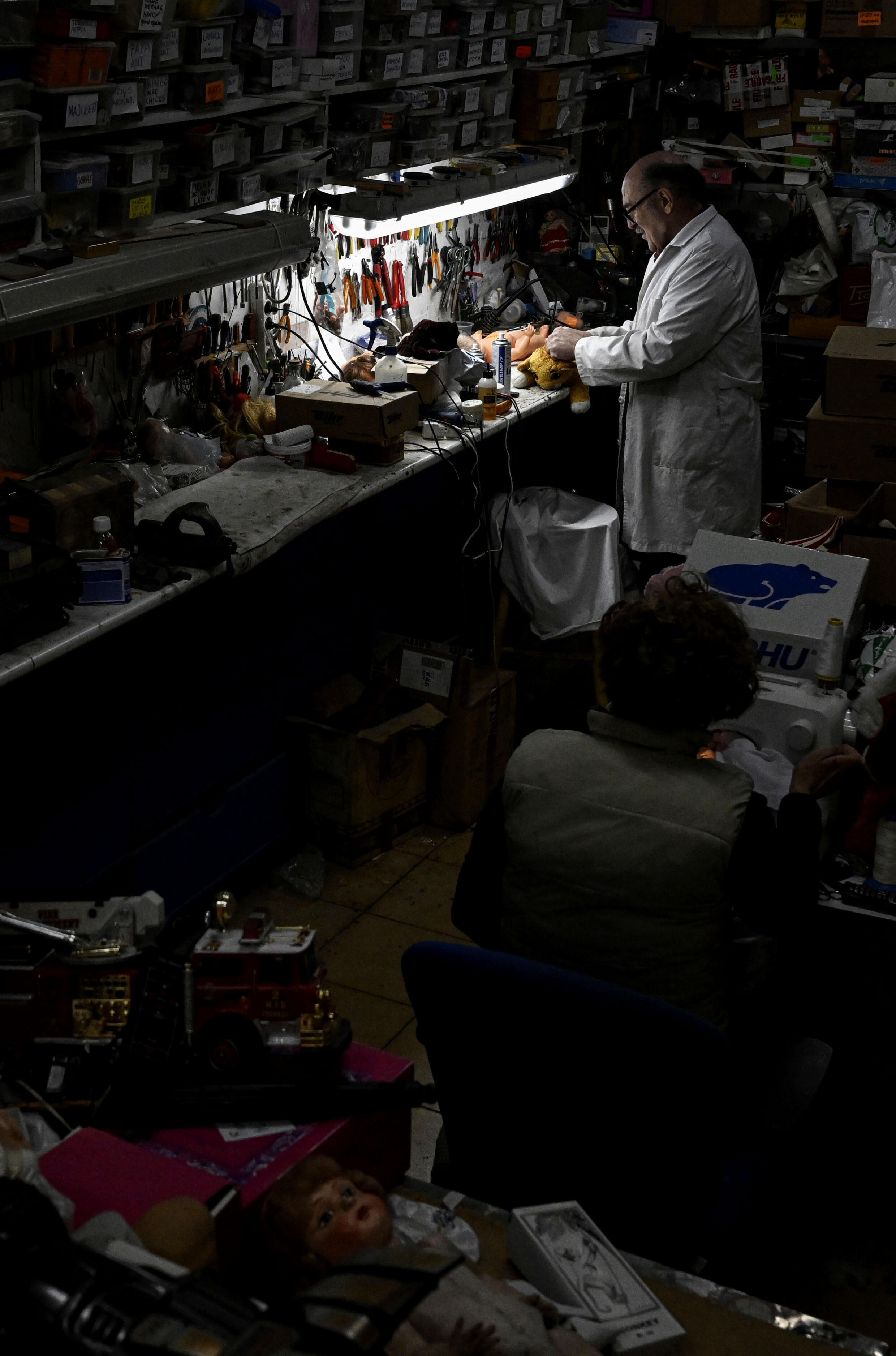 In Madrid, a 'toy hospital' marks its last Christmas