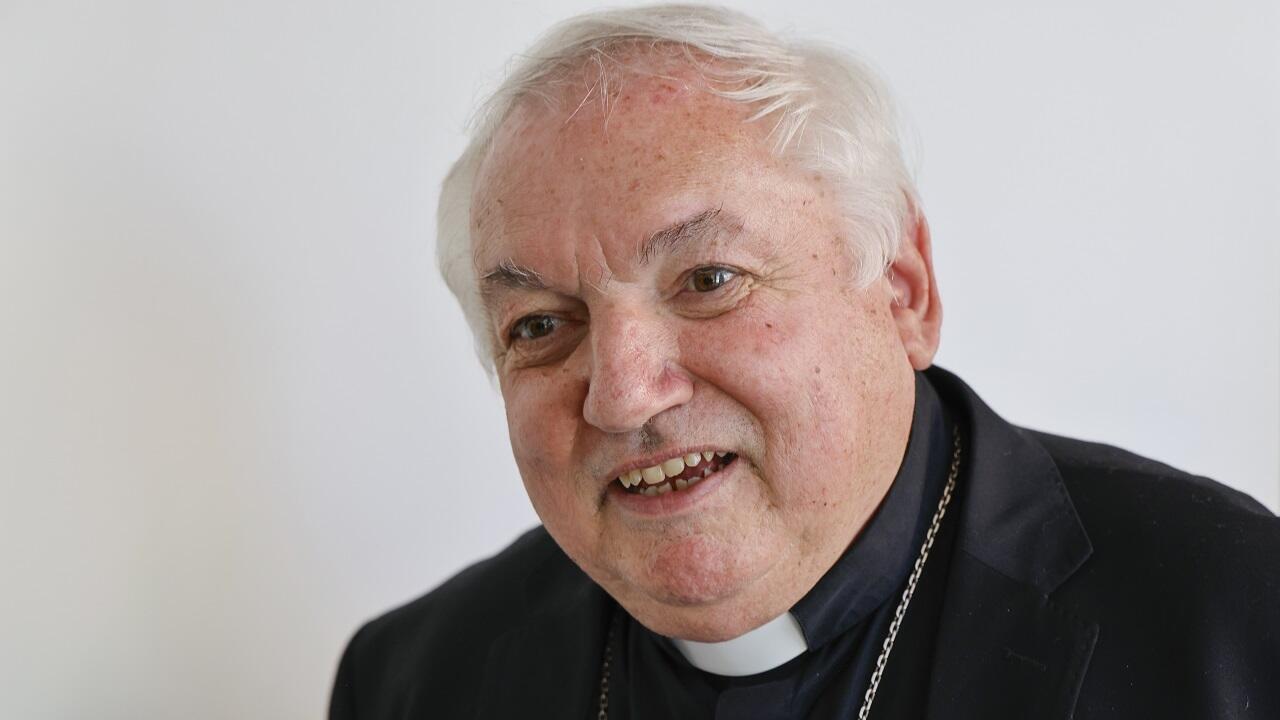 Conclav: Jean-Marc Noël Aveline, arhiepiscopul de Marsilia, printre ...