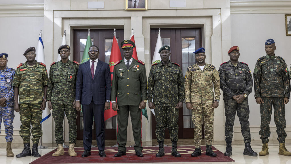 Sojojin Guinea Bissau sun ba makusancin hambararren shugaba matsayin ...