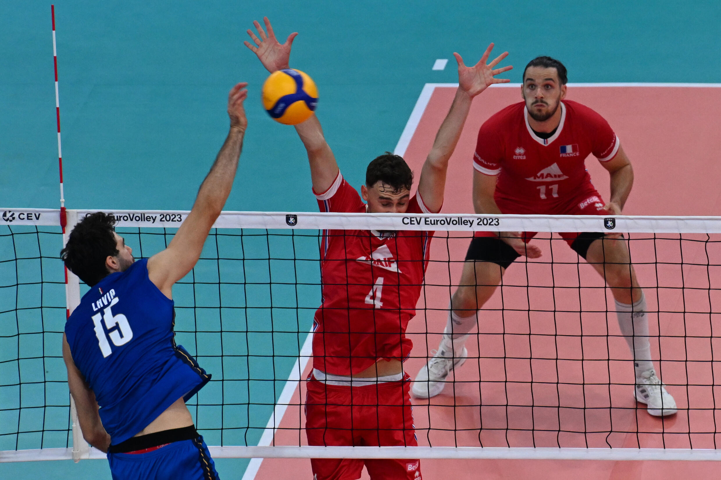 Euro-2023 de volley: la France prend un coup de chaud à Rome