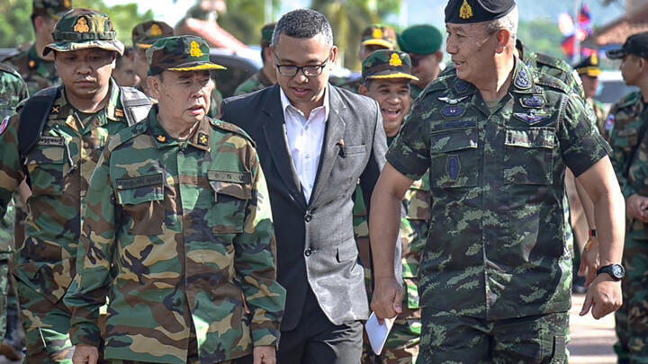 Tensions militaires à la frontière entre la Thaïlande et le Cambodge ...