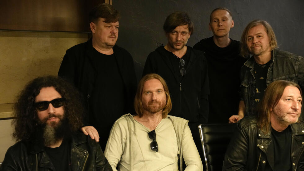 Libéré de Thaïlande, le groupe de rock russe Bi-2 continuera à chanter ...