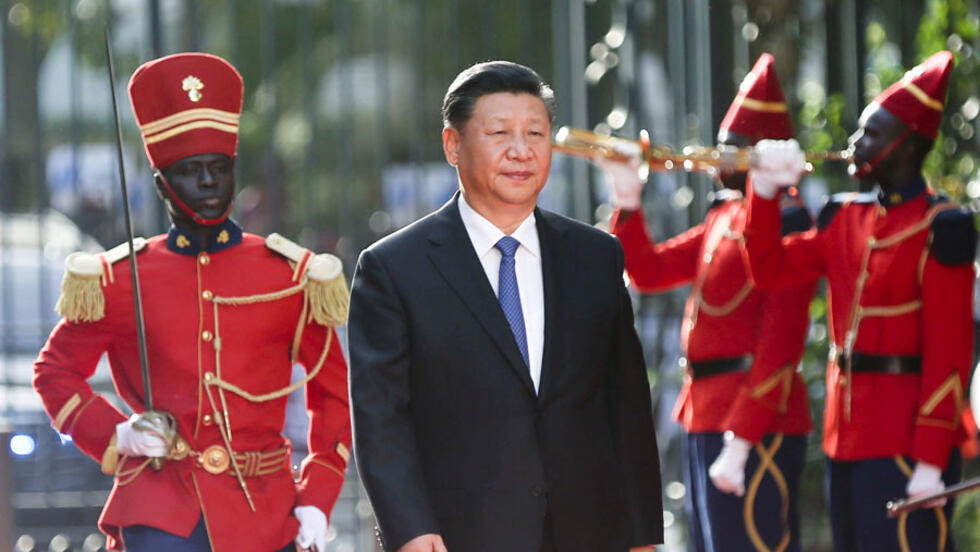 A la Une: un empereur rouge sur un continent noir - Revue de presse Afrique