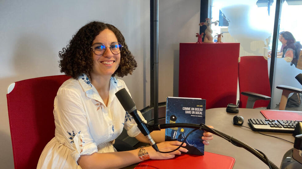 «Comme un oiseau dans un bocal», une BD de Lou Lubie - Livre France