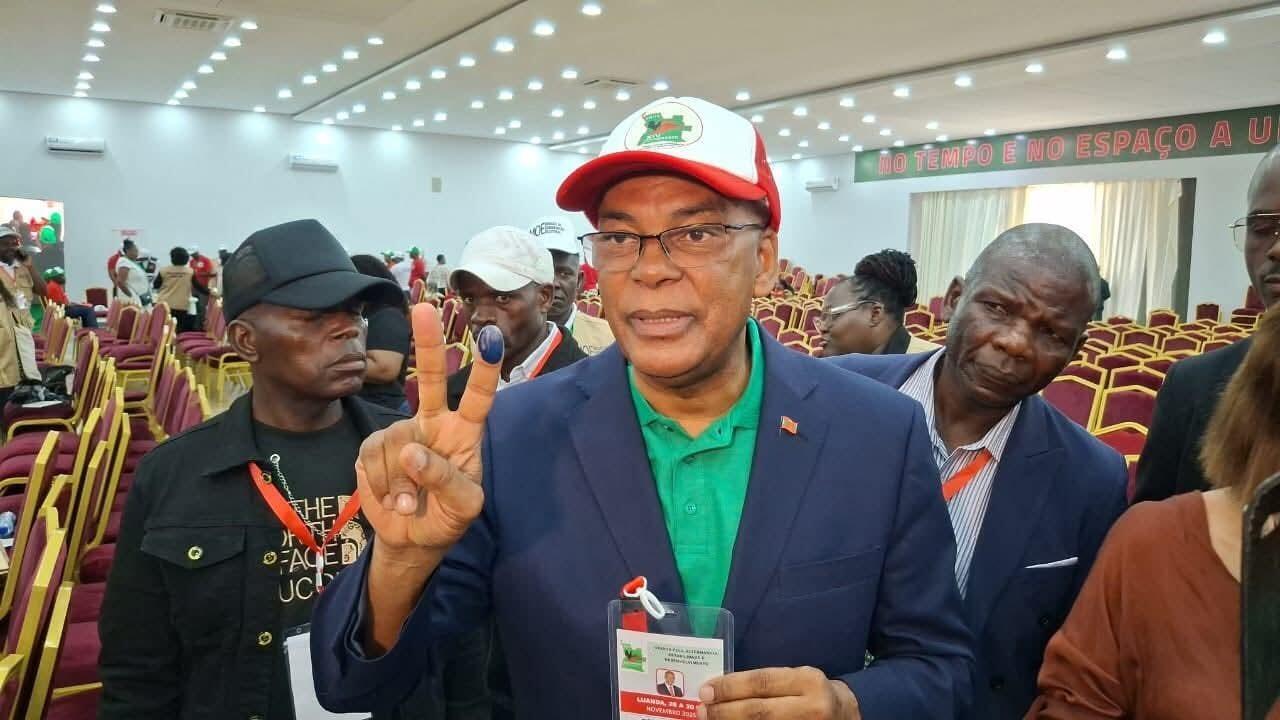 Angola: Adalberto Costa Júnior reeleito para a presidência da UNITA