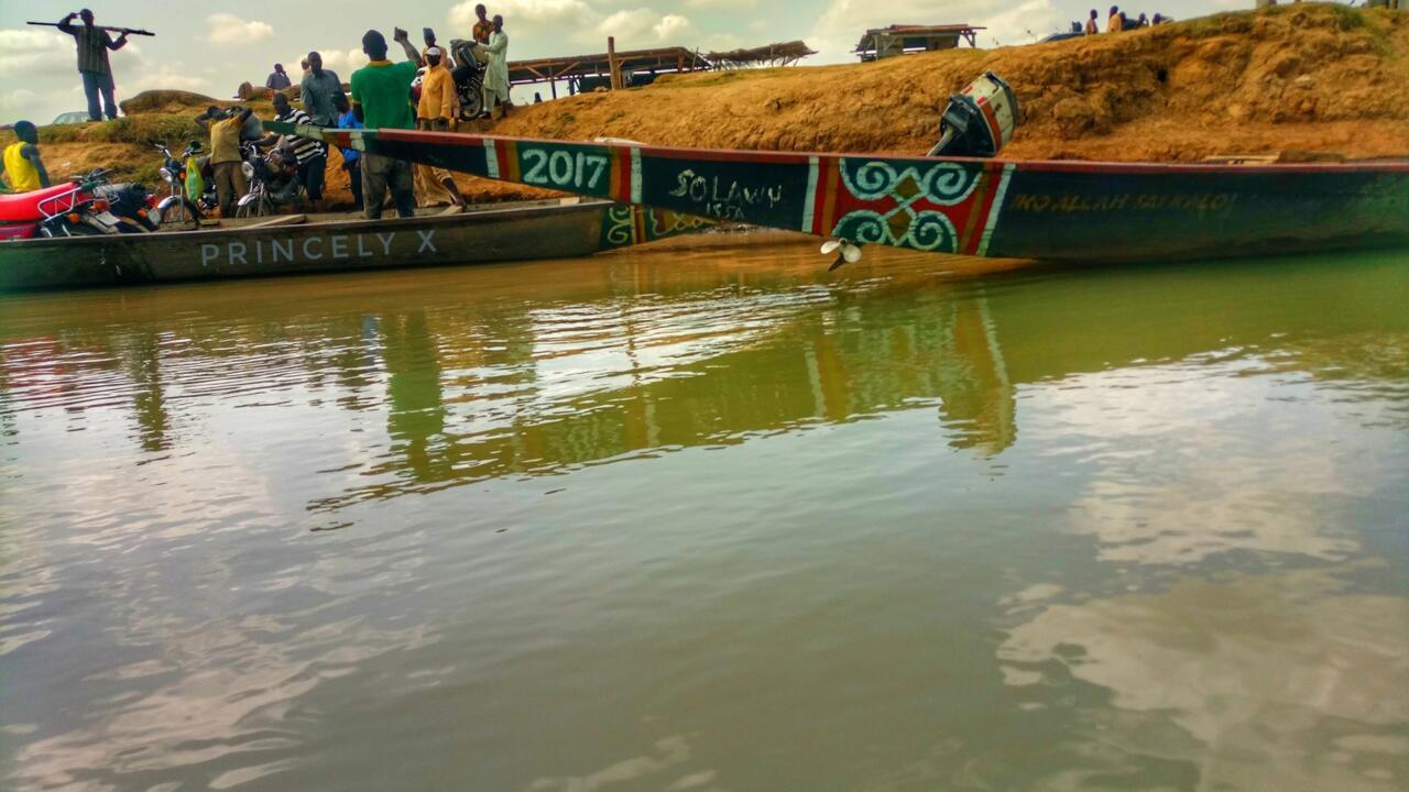 Mutane 106 sun mutu bayan nutsewar wani jirgin ruwa a Najeriya
