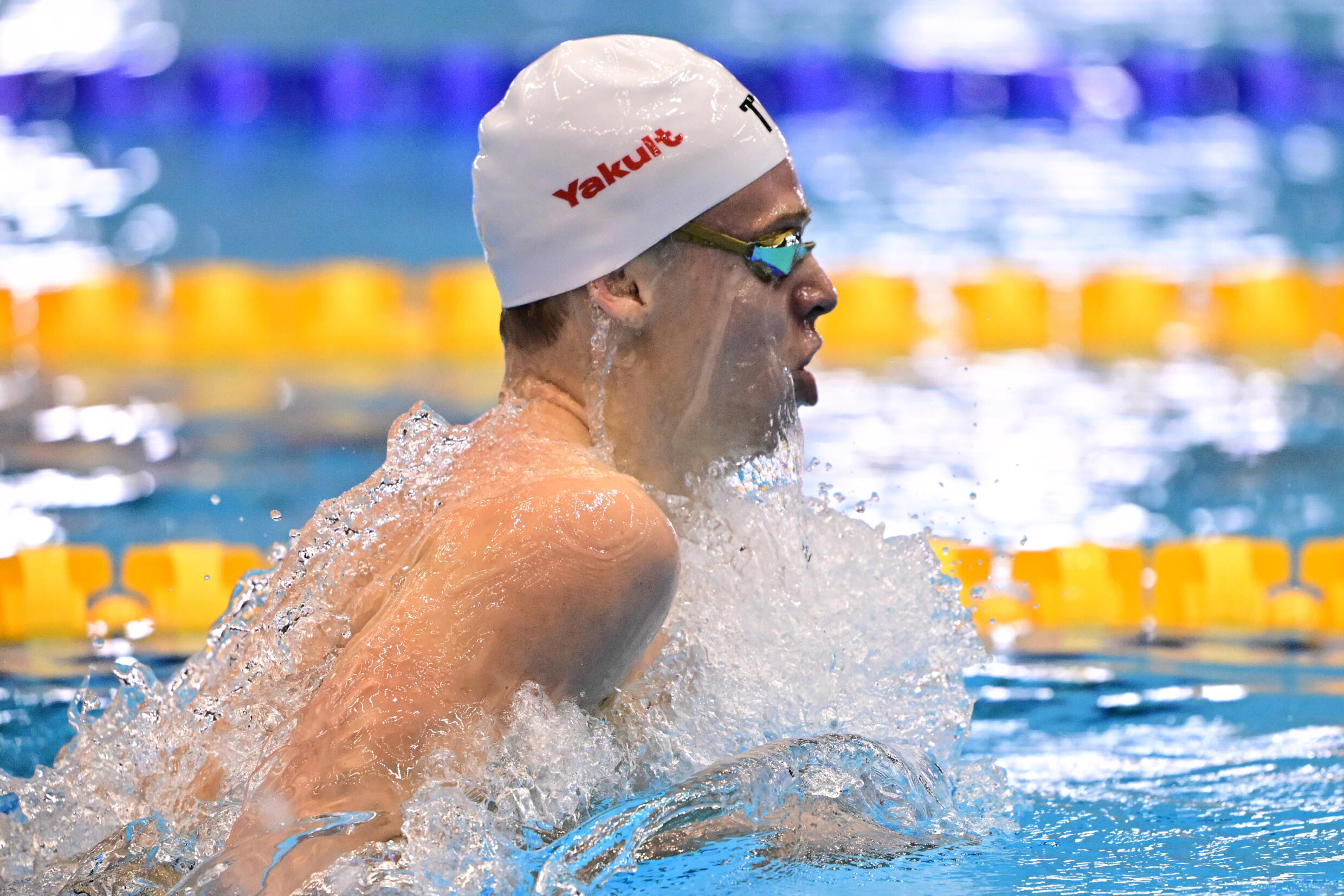Mondiaux de natation: Léon Marchand champion du monde du 200 m 4 nages