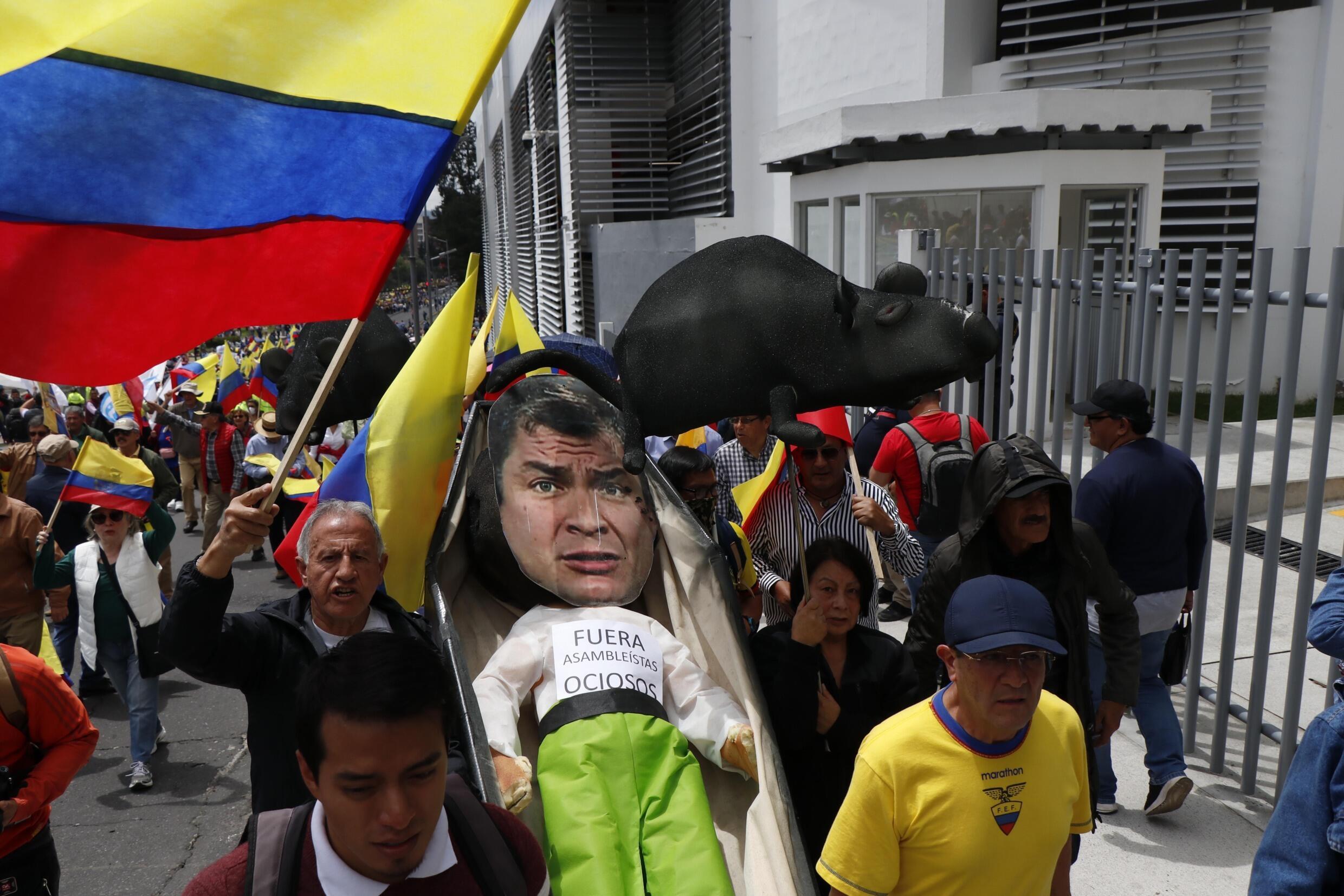 Cinco claves para comprender la crisis política en Ecuador