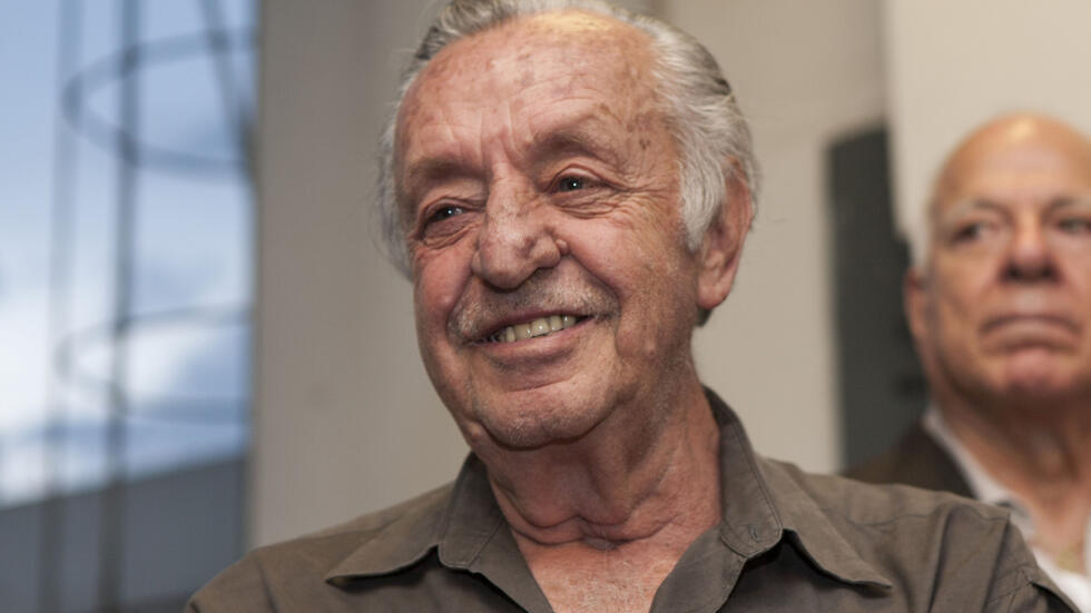 Murió el caricaturista mexicano "Rius", padre de "Los Agachados" y de ...