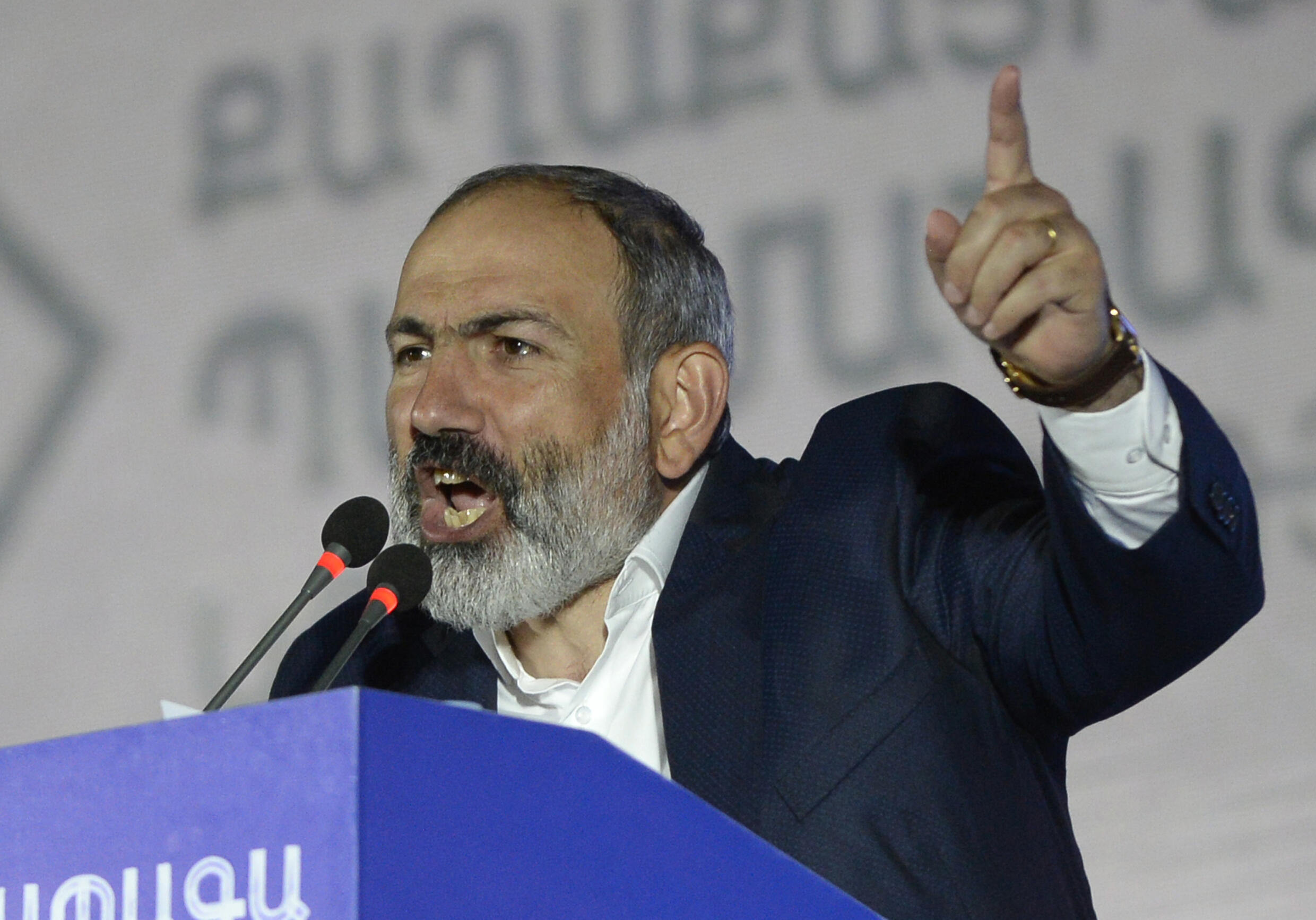 Armenia's Pashinyan: from revolutionary to embattled war-time leader