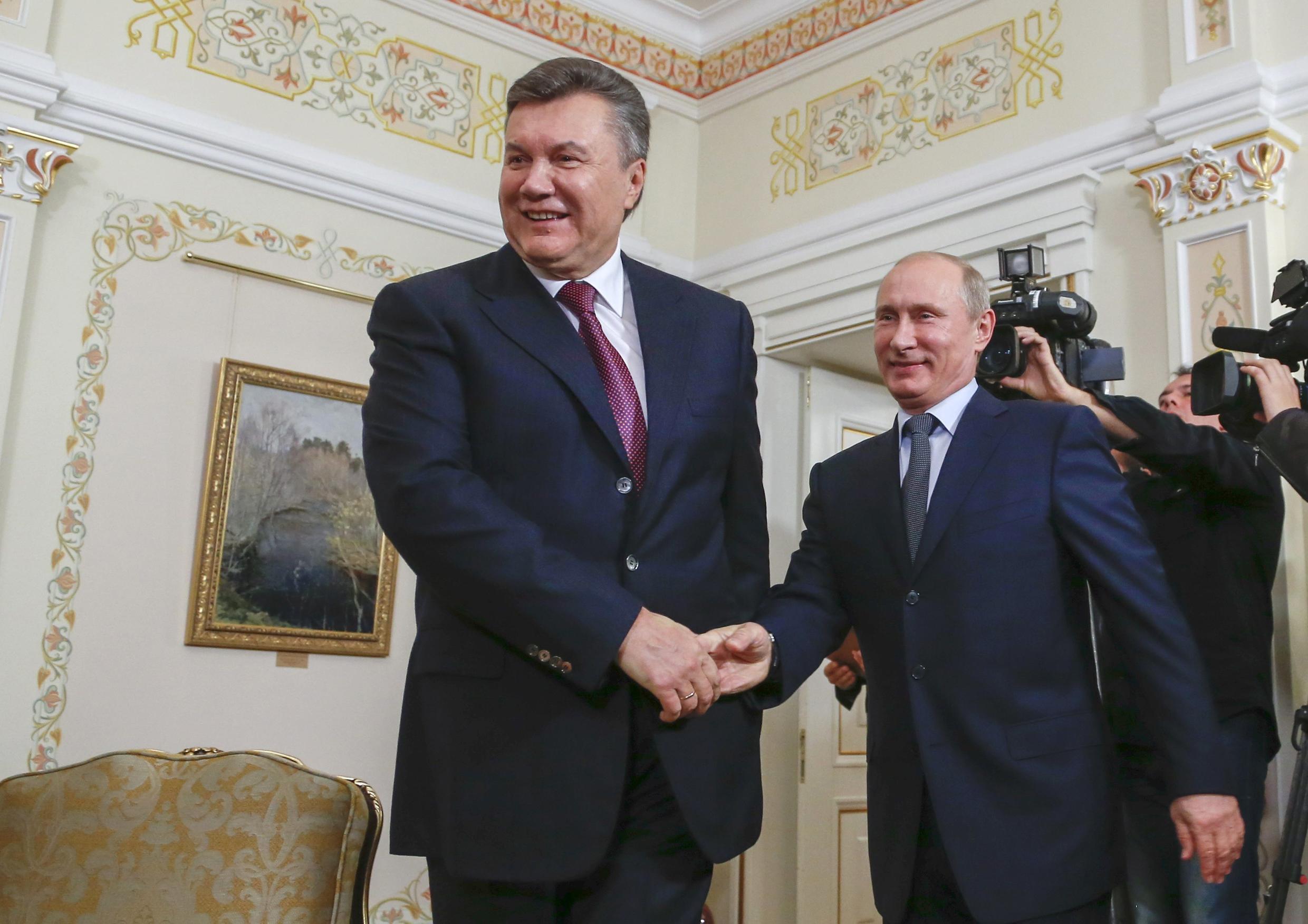 Yanukovich e Putin se reúnem em Moscou em meio a crise ucraniana