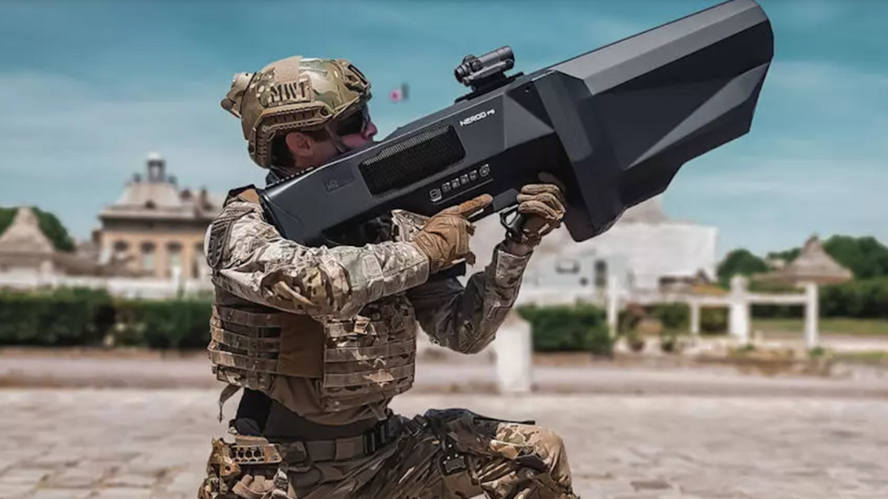 Défense : le fusil Nerod (Rediffusion) - Lignes de défense