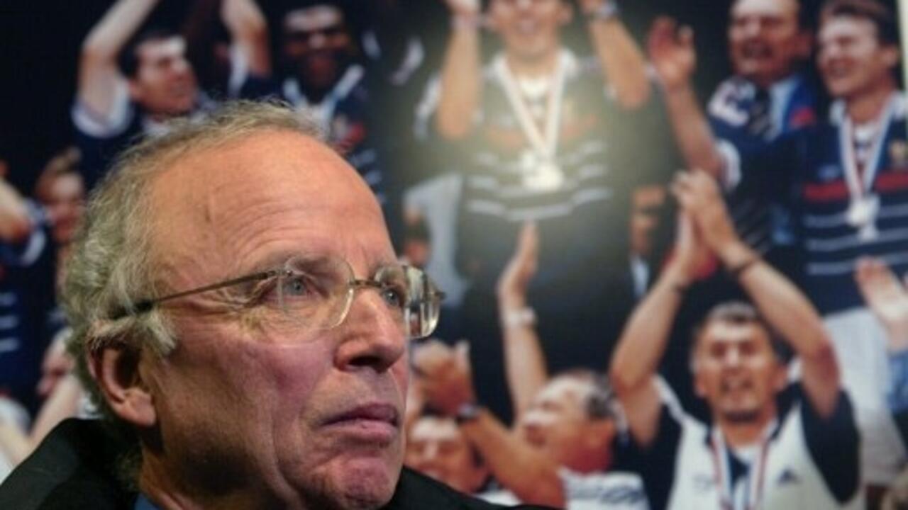 Décès de Thierry Roland, légende du commentaire sportif en France