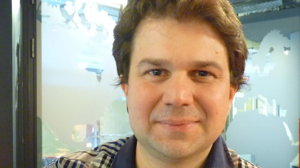 El artista argentino Alejandro Erbetta nos lleva con un libro hasta las ...