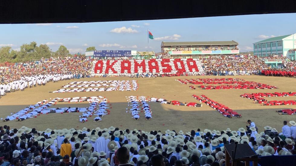 Madagascar: «Akamasoa», le mouvement du père Pedro, célèbre 35 ans de ...