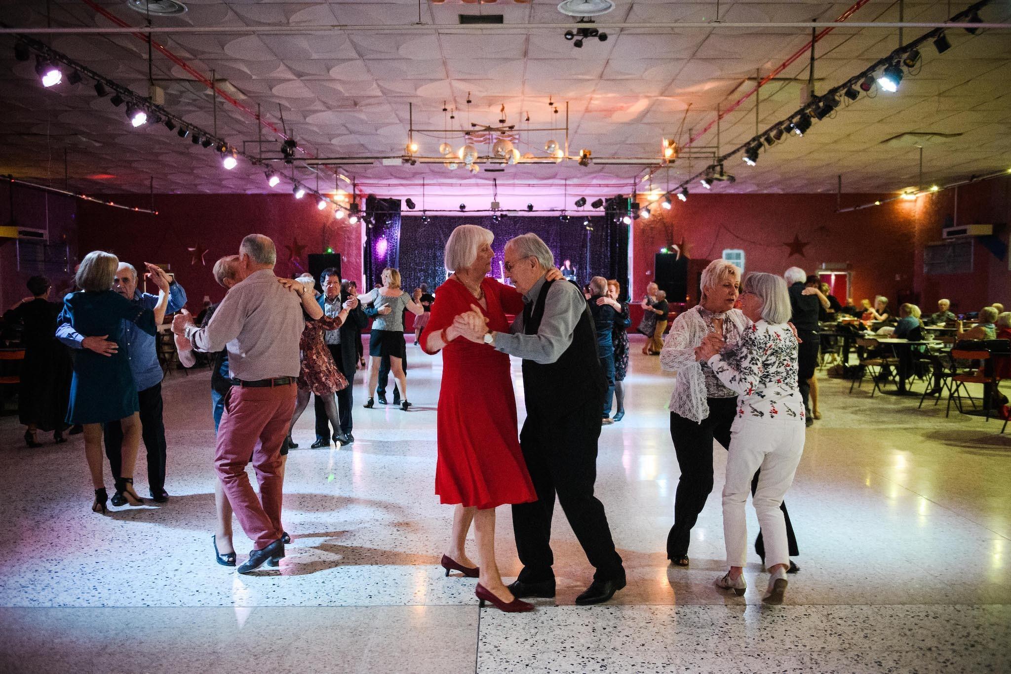 France's ageing population is having fewer babies and living longer ...