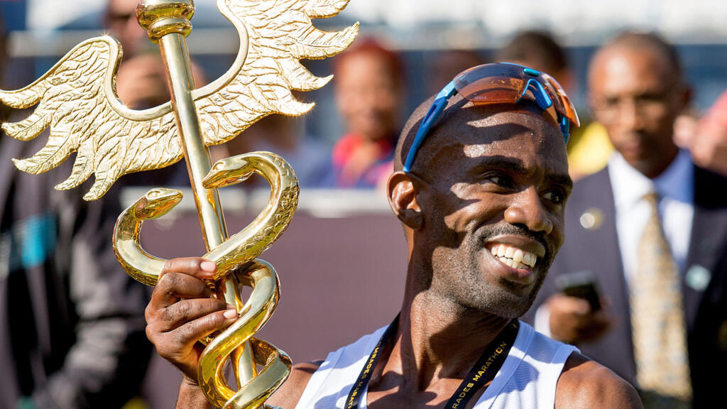 Afrique du Sud: le Sud-Africain David Gatebe remporte le Comrades Marathon