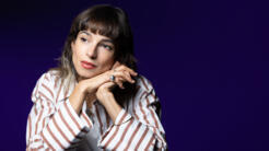 Após deixar L’Impératrice, Flore Benguigui retorna às suas raízes do ...