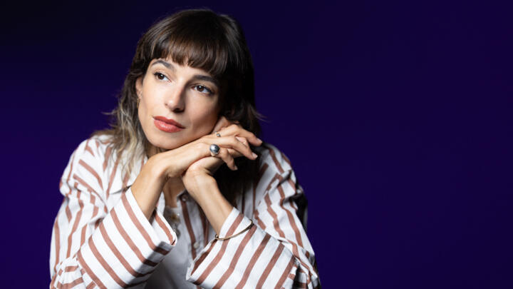 Após deixar L’Impératrice, Flore Benguigui retorna às suas raízes do ...